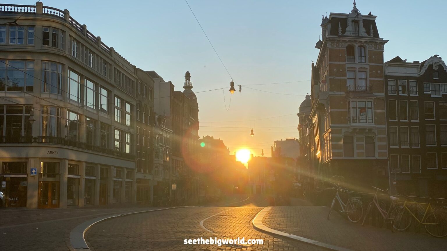 Amsterdam Travel Guide: Top Attractions + Day Trips & Pass Comparison